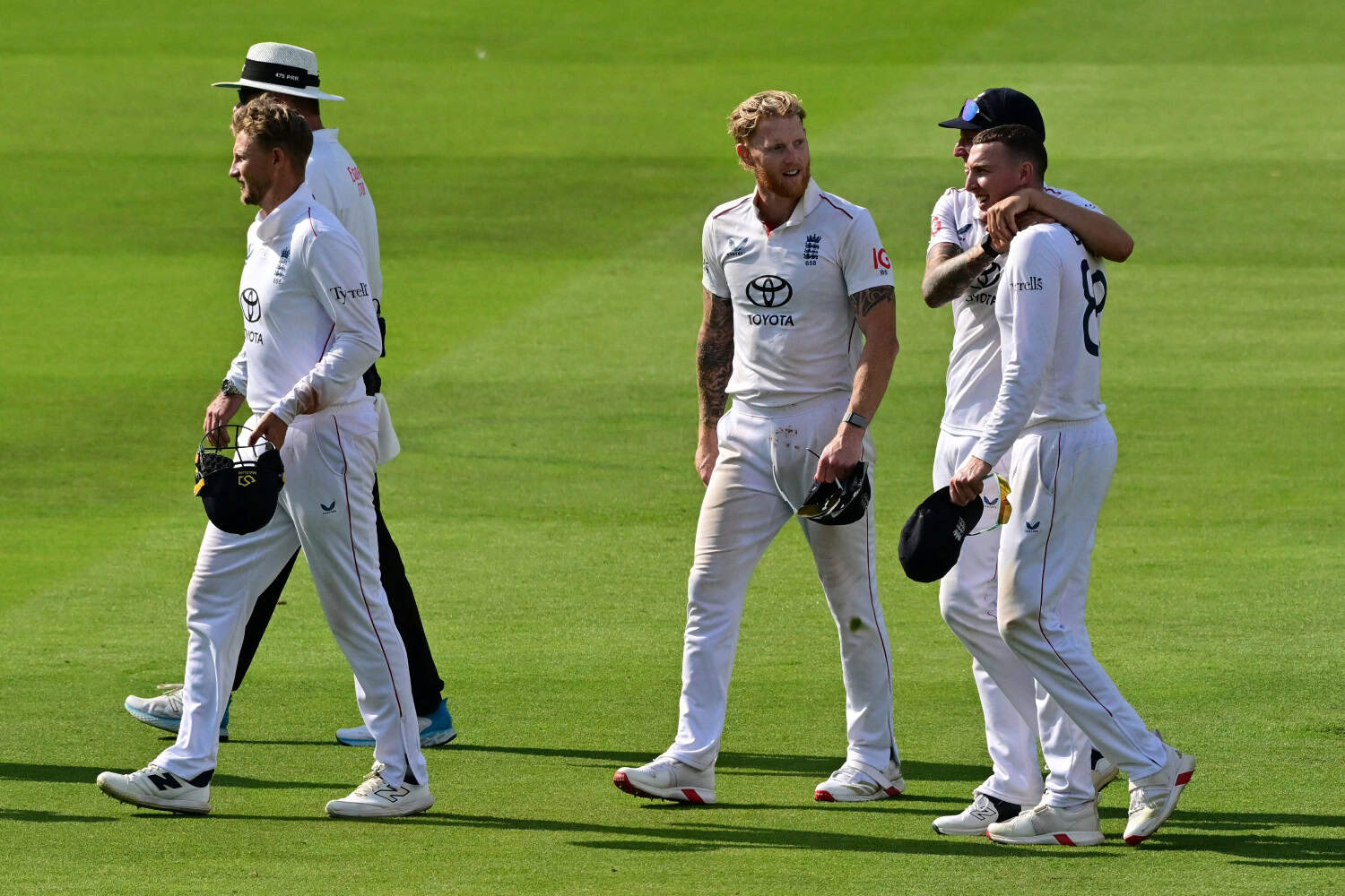 India's cricket stars consoled by King Charles after Lord's defeat ...