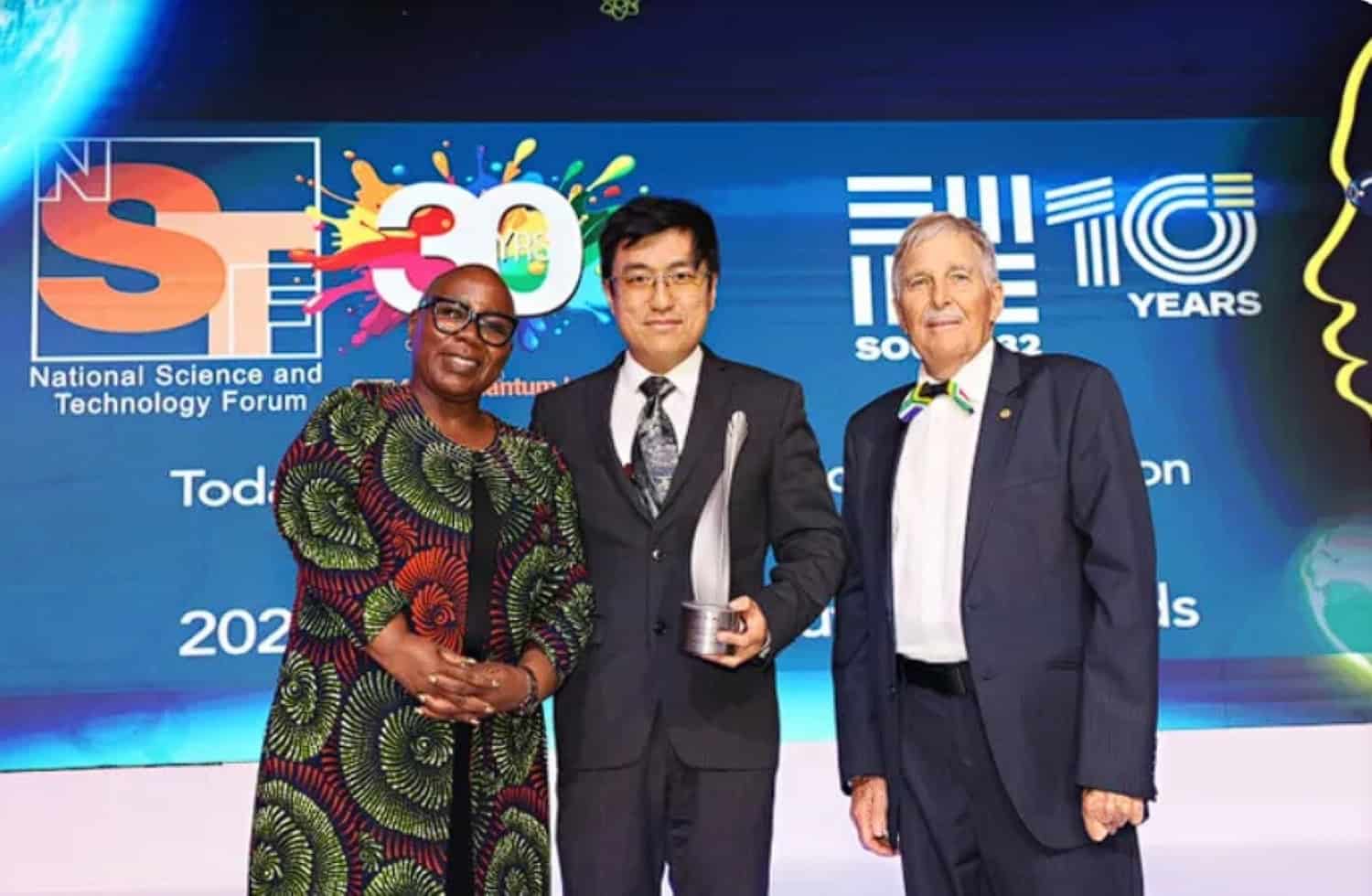 Professor Yin-Zhe Ma wins top science award for groundbreaking ...
